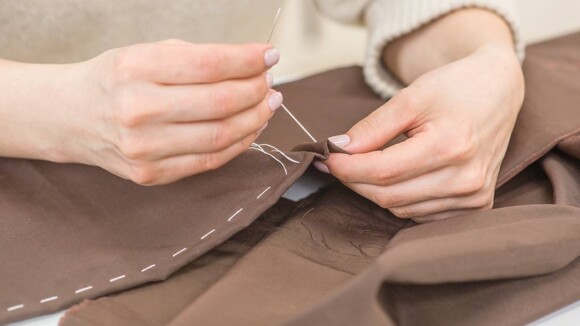 Alterations vs. Tailor: Which Clothing Service Do You Need? | Airtasker US