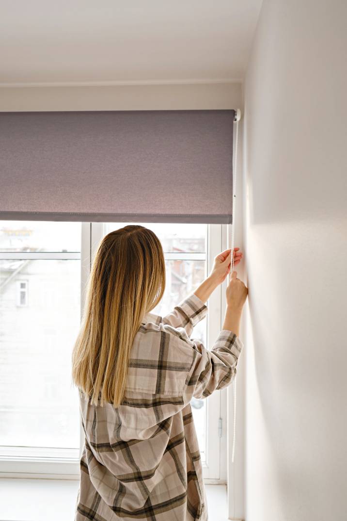 Curtain and Blind Fitting Cost Guide | Airtasker AU