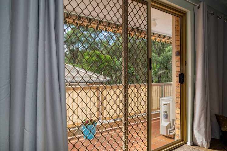 Install a Screen Door in 6 Steps | Airtasker AU