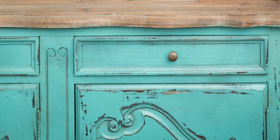 12 Easy Furniture Painting Techniques That Work | Airtasker AU