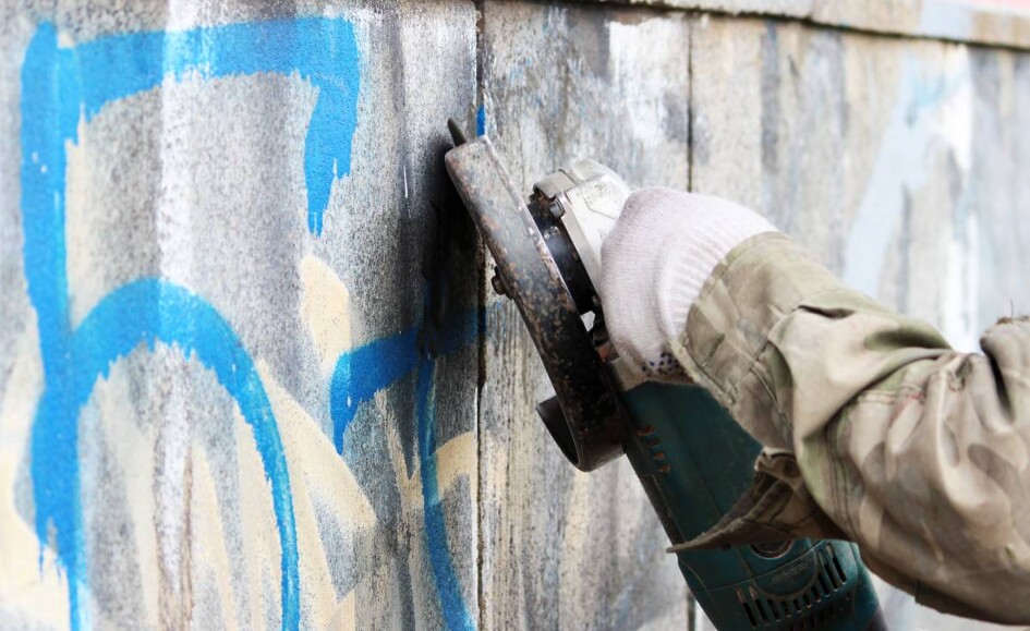 How to Start a Graffiti Cleaning Business [8 Steps] | Airtasker AU