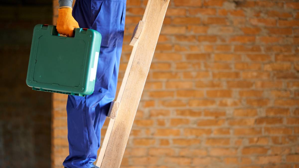 How Much Does a Handyman Cost? [2025 Data] | Airtasker AU