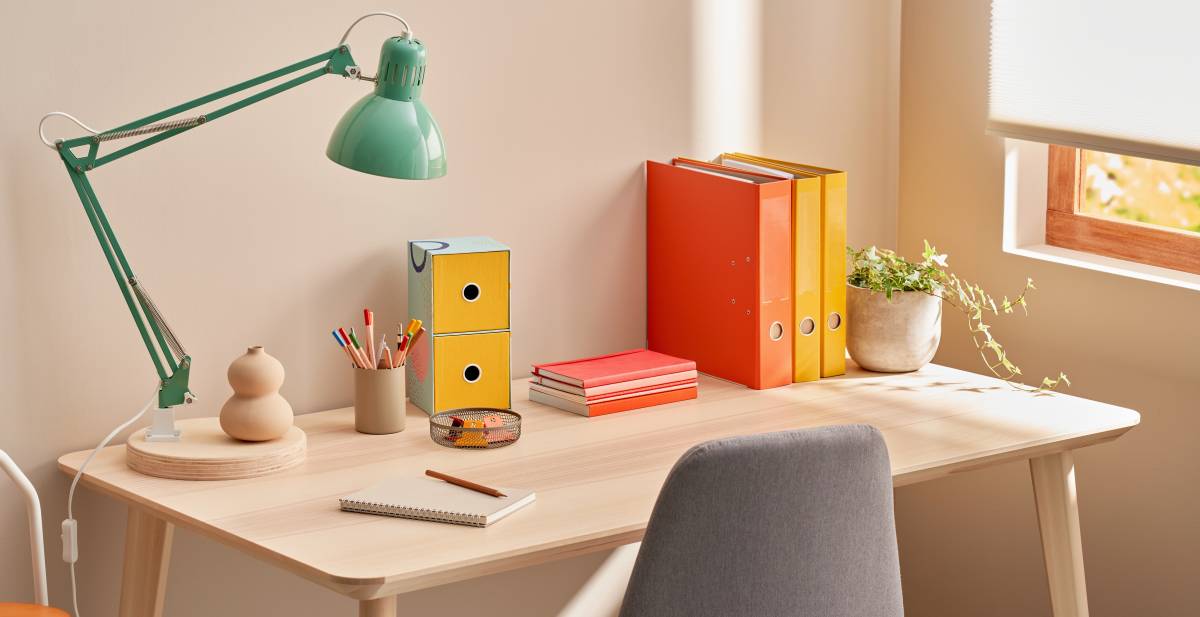 How to Keep Dust Off Your Desk | Airtasker AU