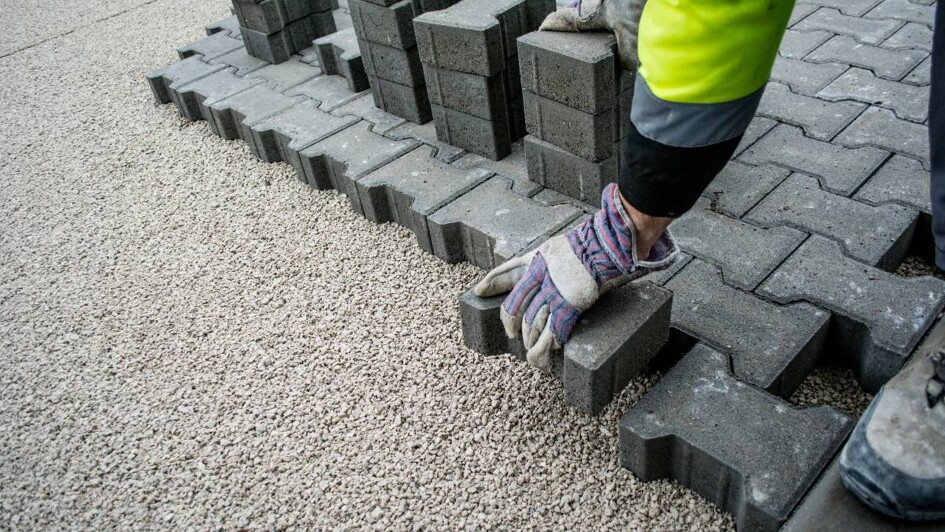 How Much Does Outdoor Paving Cost? | Airtasker AU