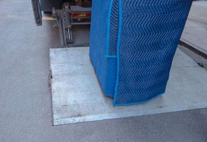 How to Use Moving Blankets the Right Way | Airtasker AU