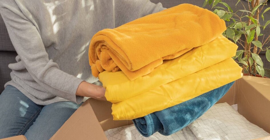 How to Pack Bedding for Moving: Tips and Step-By-Step Guides | Airtasker AU