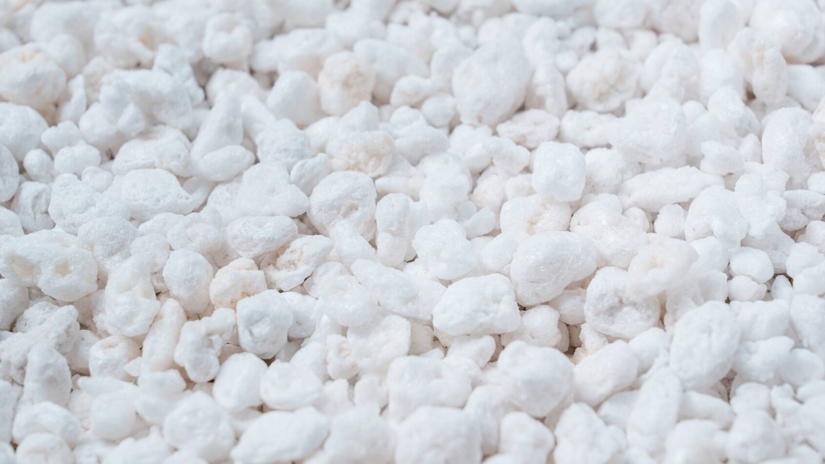 Perlite vs Pumice | Airtasker UK