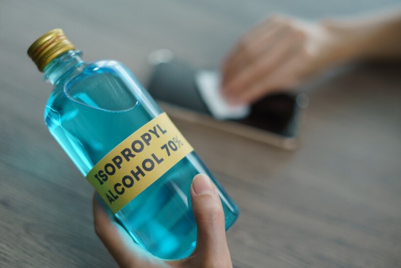Ethanol vs Isopropyl Alcohol for Cleaning | Airtasker AU