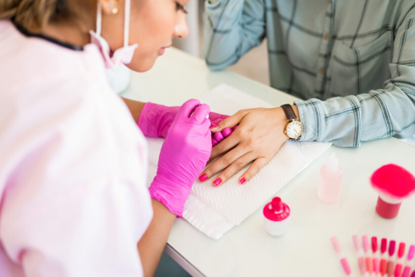 How Much Does a Manicure Cost in the US? [2026 Data] | Airtasker US