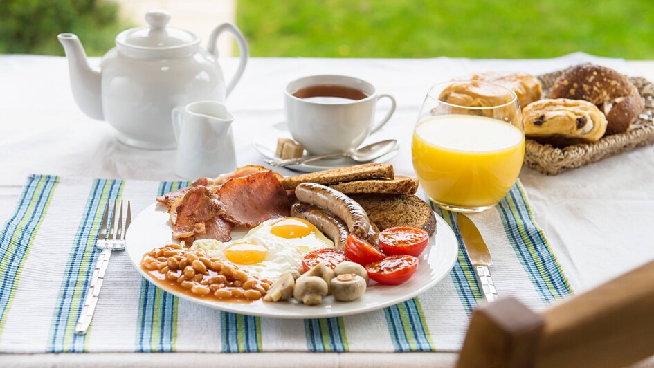 Irish Breakfast vs English Breakfast: How Do They Differ? | Airtasker AU