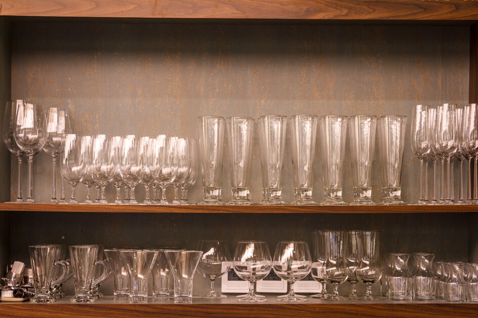 How to Pack Glasses for Moving: Complete 6-Step Guide | Airtasker US