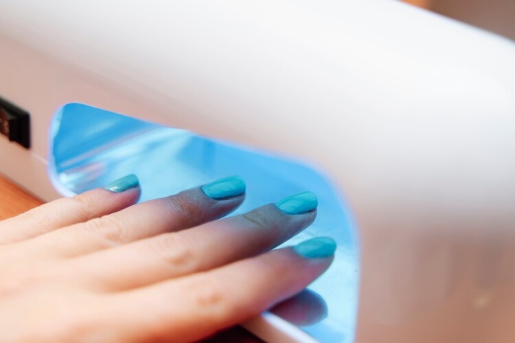UV Nail Lamp vs LED Nail Lamp: Which is Best for Your Nails? | Airtasker AU