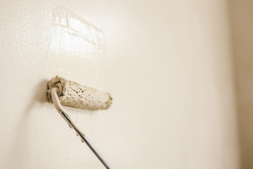 Satin vs Gloss Paint: Which Finish Wins for Your Home? | Airtasker AU