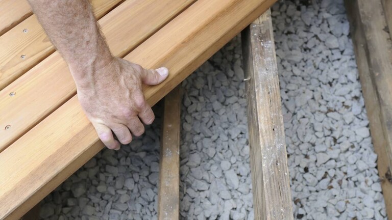 Composite Decking Cost Guide | Airtasker UK