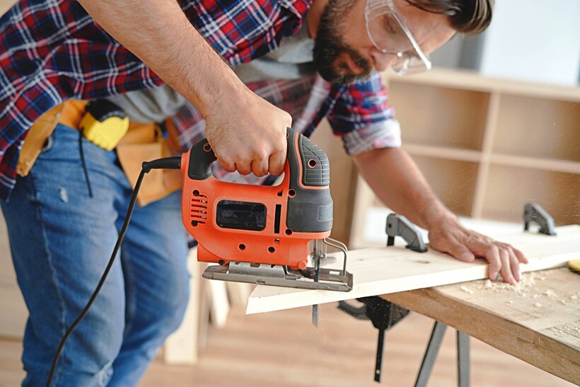 Carpentry Tools List: 21 Essential Tools for Carpentry Pros | Airtasker AU