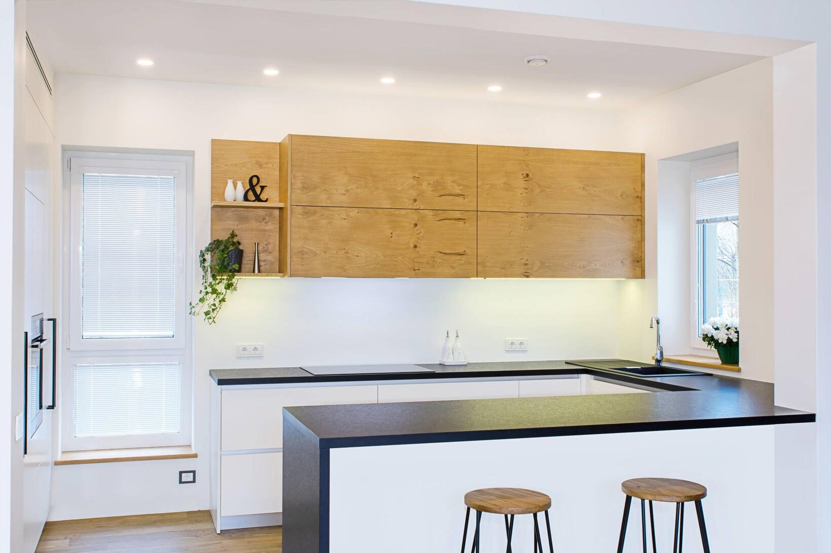 Kitchen Island vs Peninsula: What's the Difference? | Airtasker AU