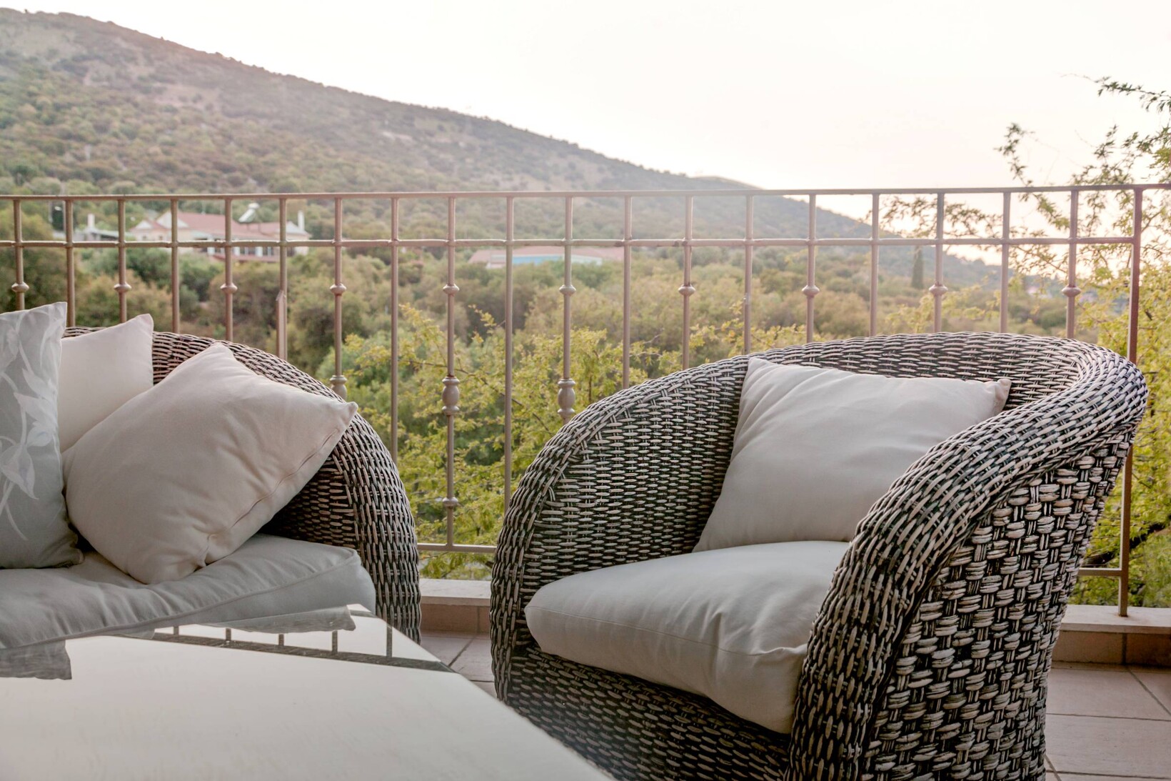 Terrace vs Balcony: How Are They Different? | Airtasker AU