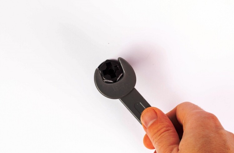 Spanner vs Wrench: Choosing the Right Tool for the Job | Airtasker UK