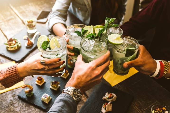 10 fun ways to earn money cooking | Airtasker US