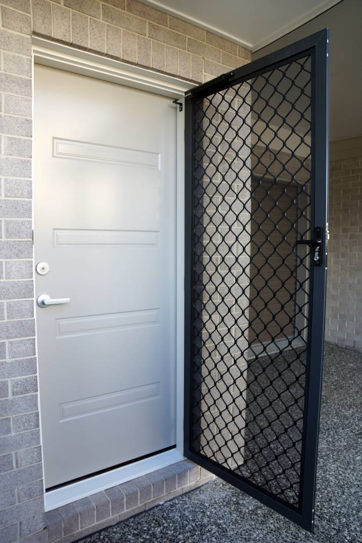 How To Install a Storm Door for Extra Security | Airtasker US